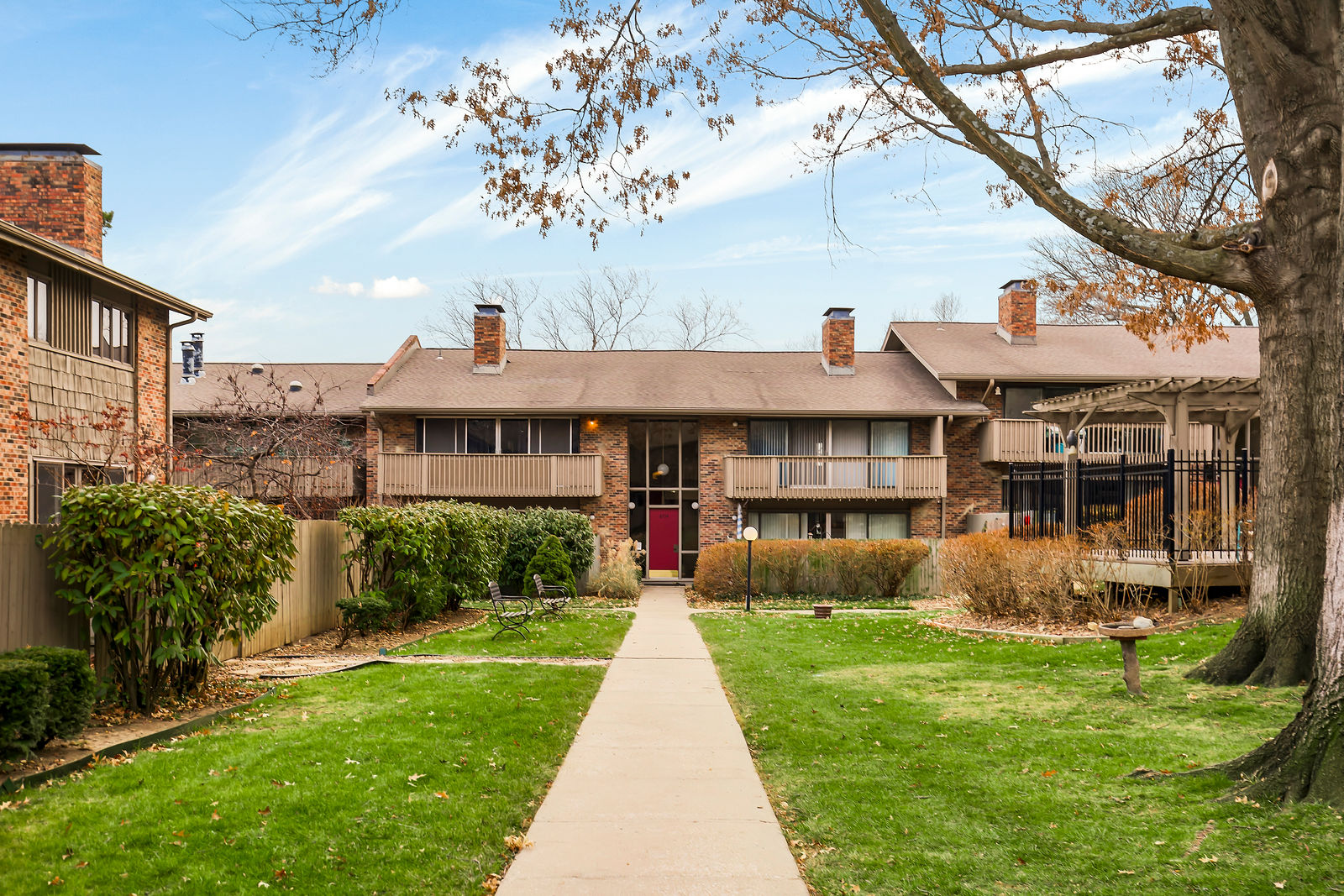 8734 Metcalf Ave Unit 104 Listed by Lindsay Schulze 176p by ...