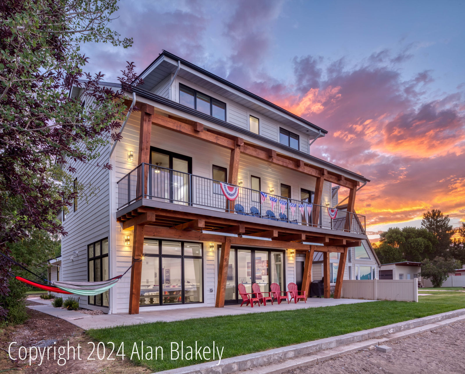 Bear Lake Residence, Garden City, Utah by Alan Blakely Architectural ...