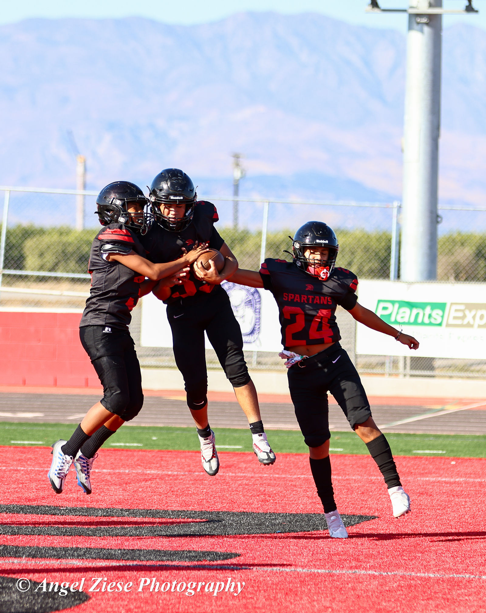Rio Mesa Freshmen vs Saugus by Angel Ziese Photography