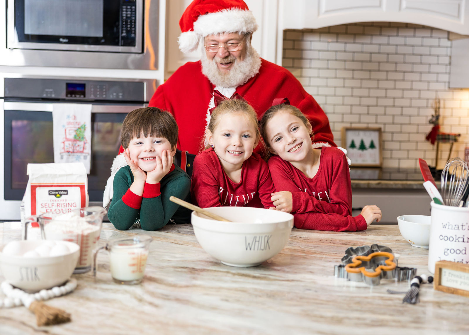 {Evans} : Cooking with Santa by Kim Stewart Photography