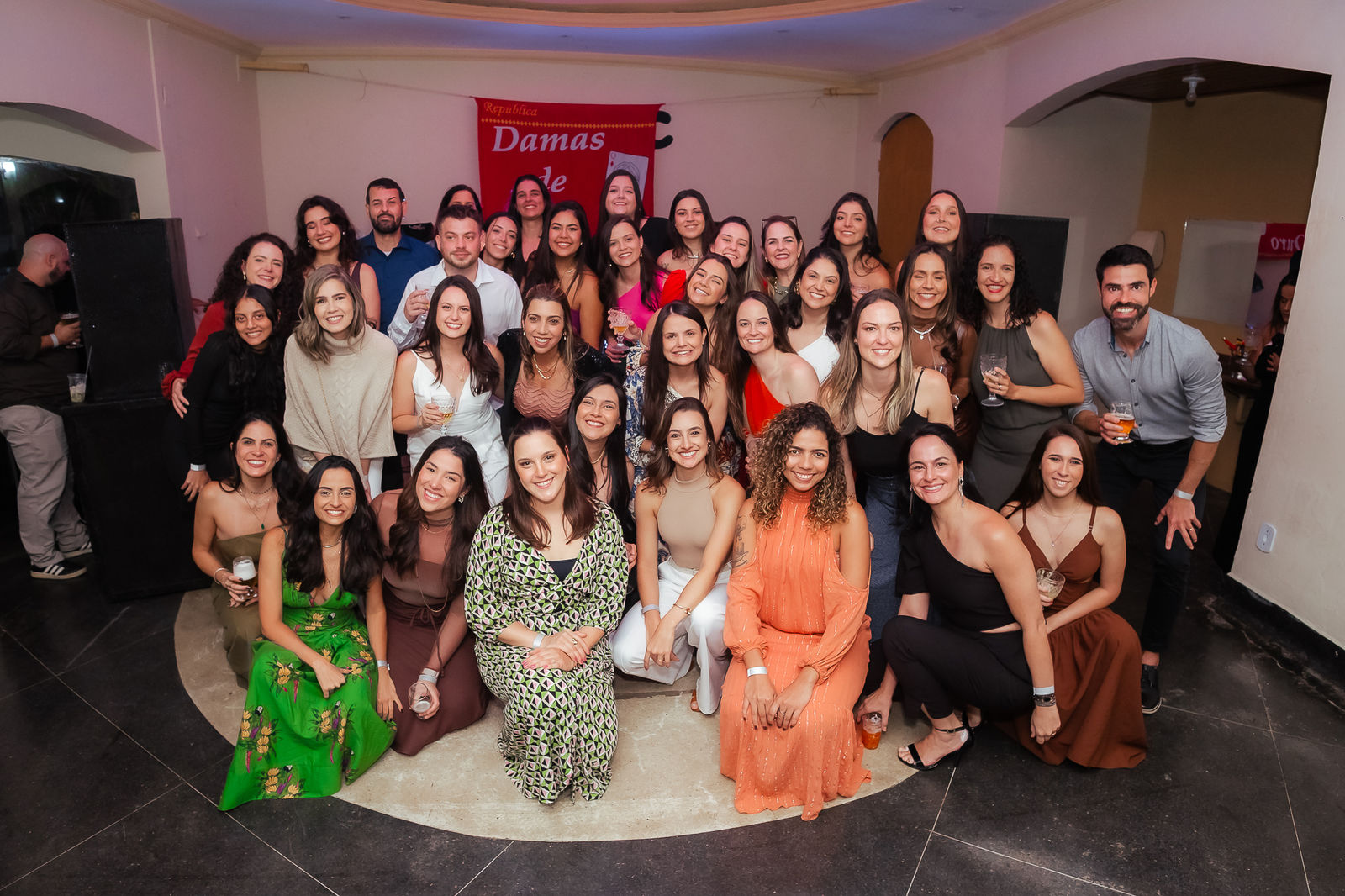 Rep. Damas de Ouro - 25 Anos (Sábado), de Duna Studio