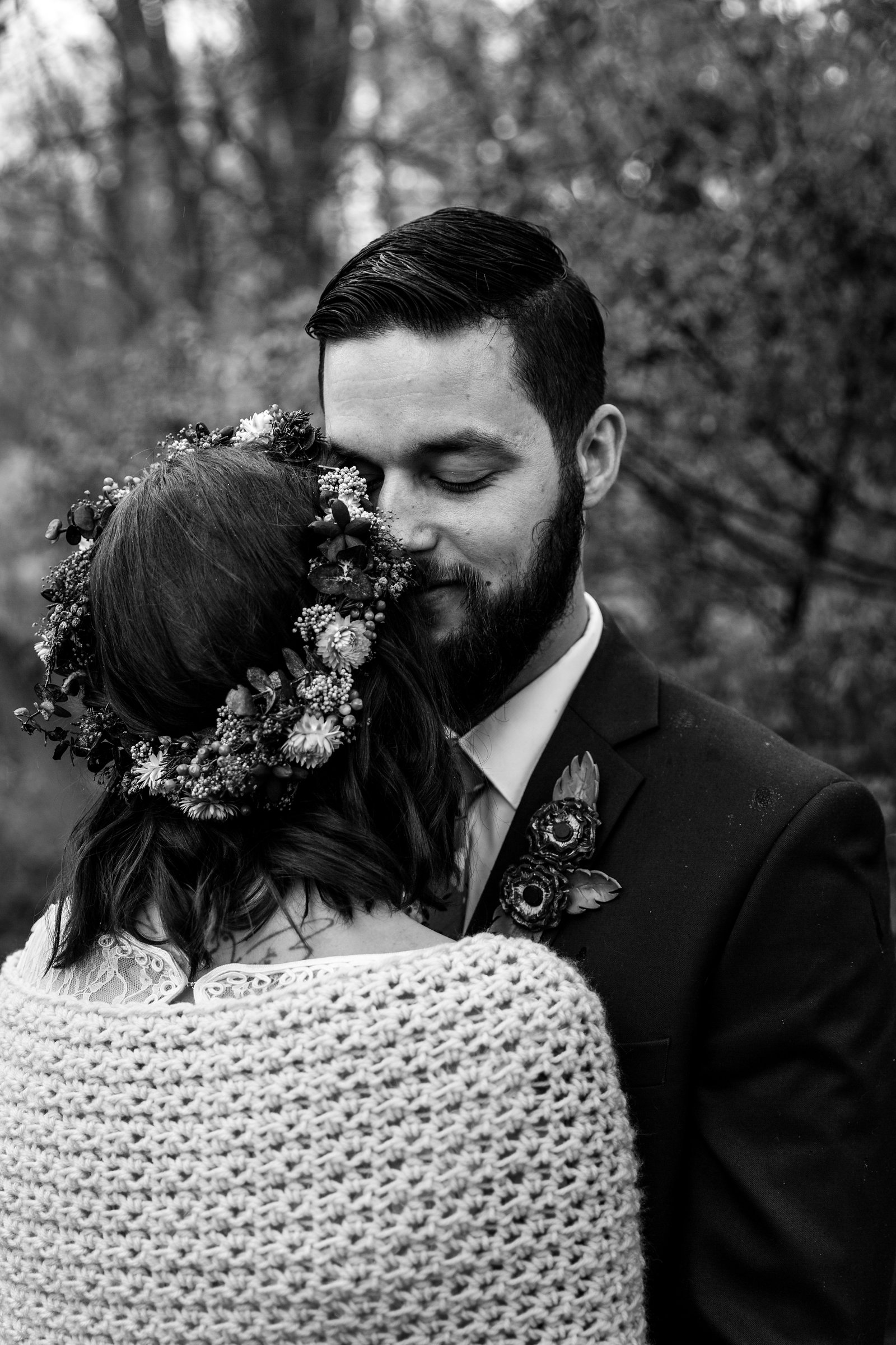 Matt & Alice by BURTco. Photo