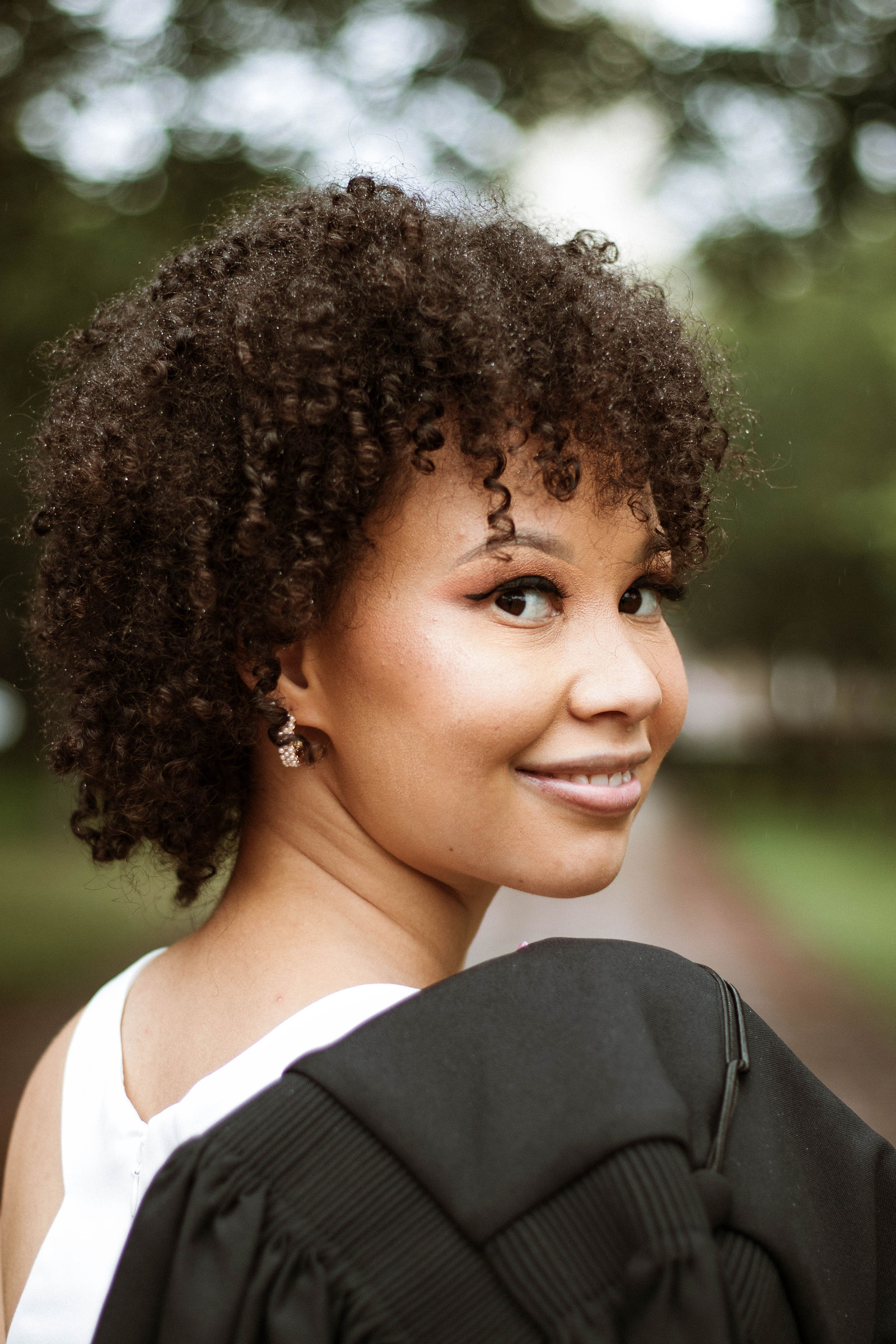 Carryn Graduation by Toni Butterworth Creative