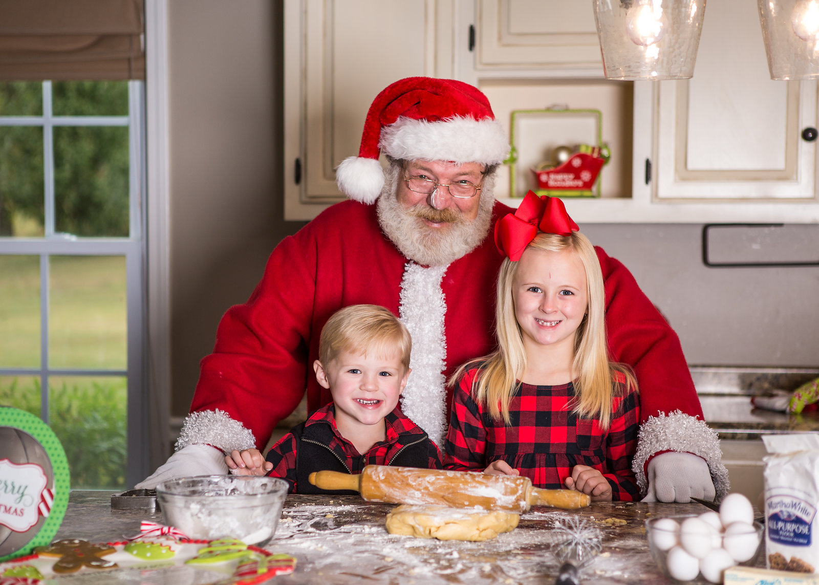 {Kinley & Weston} : Cooking with Santa by Kim Stewart Photography