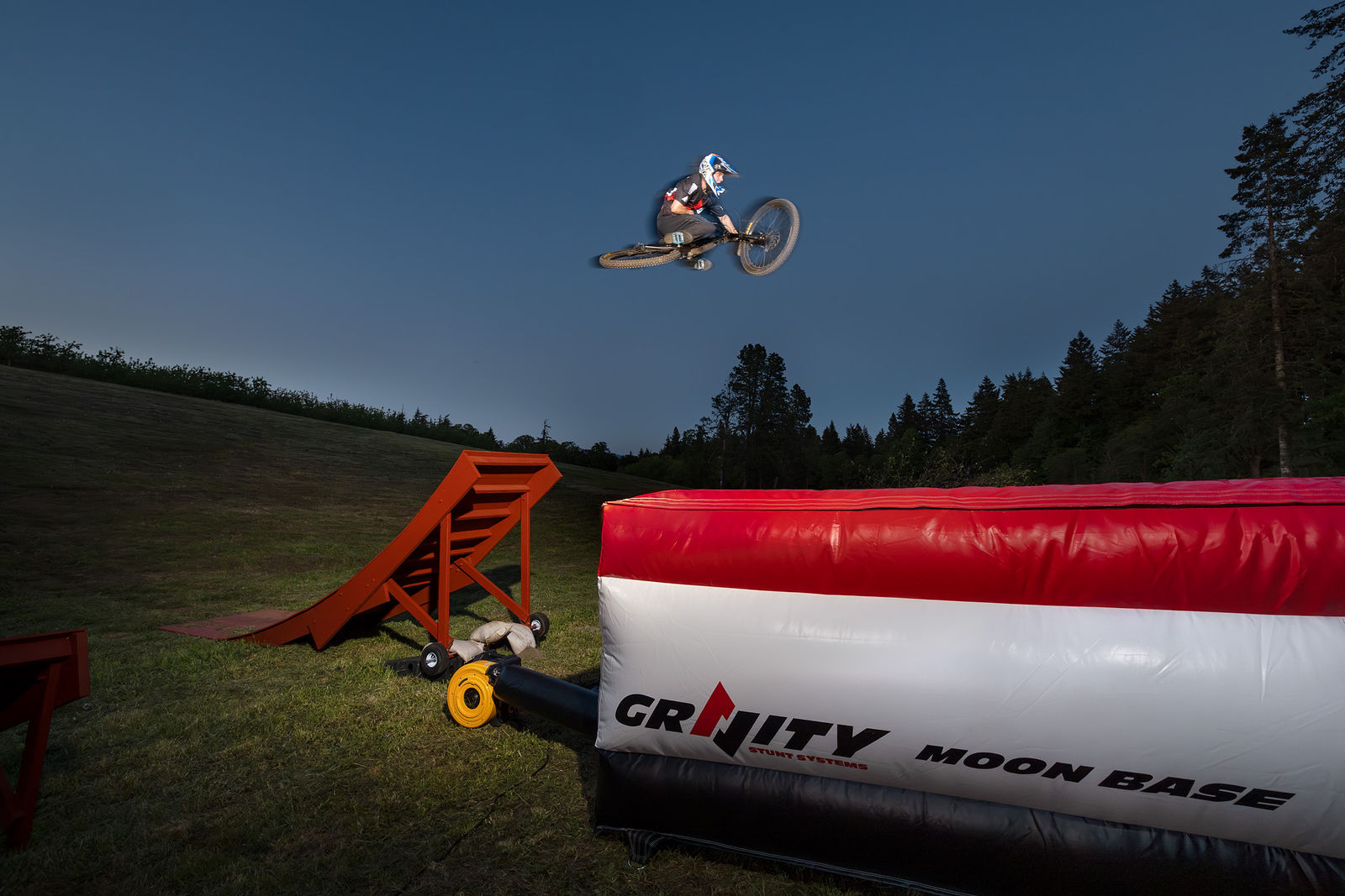 Gravity Stunt Systems by Lasting Light Photography