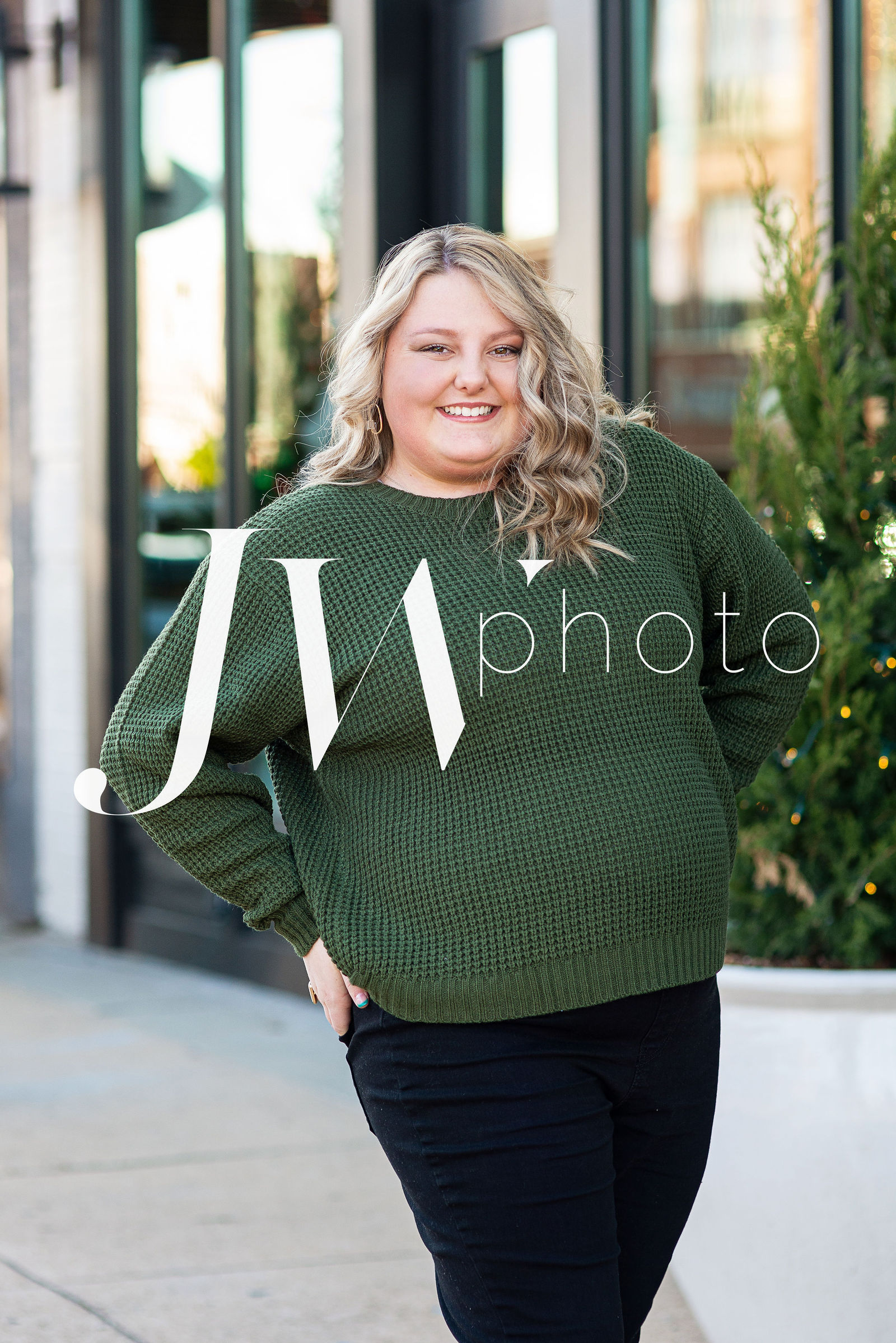 Sydney Foster winter session by Jessica Works Photography