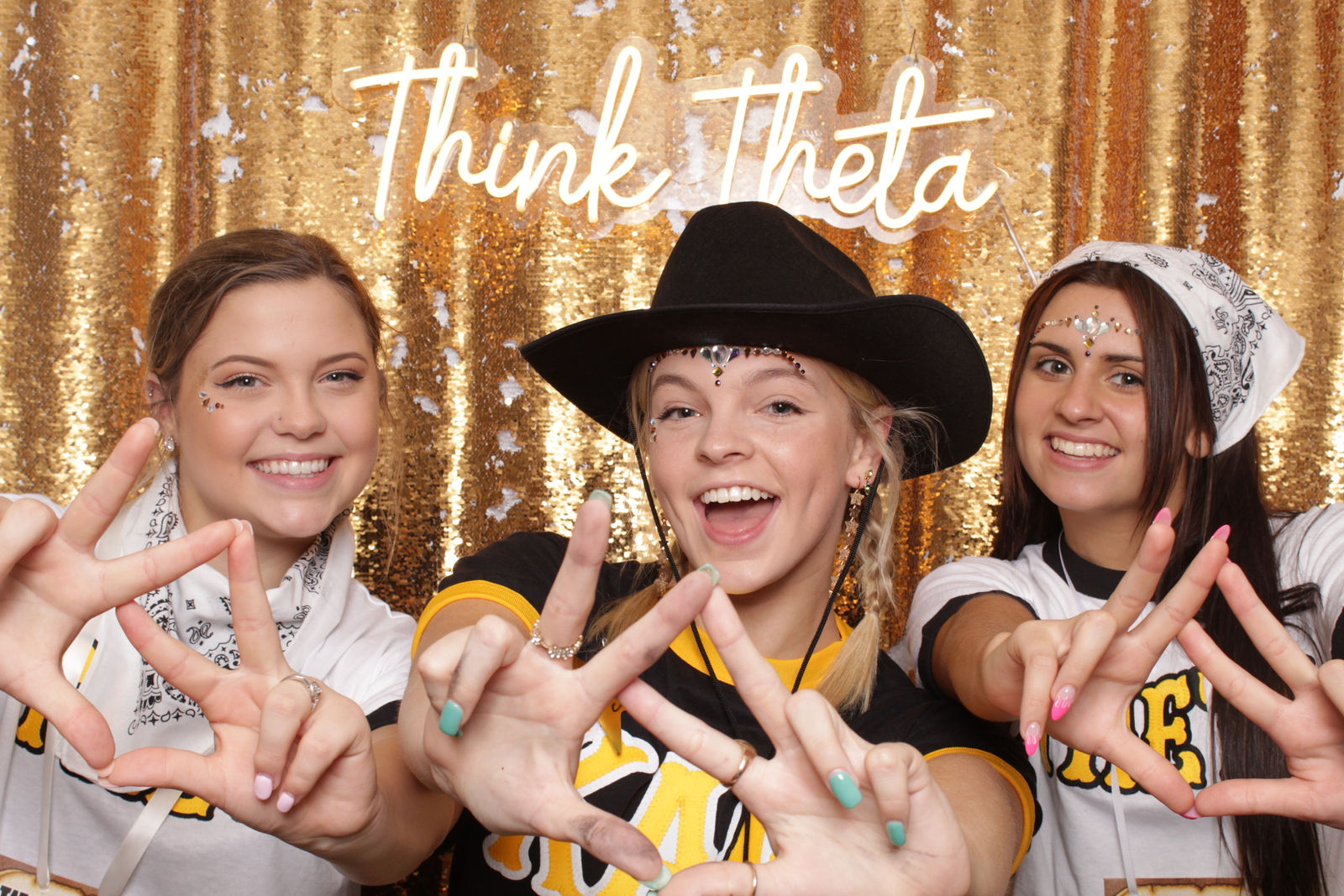 KAPPA ALPHA THETA BID DAY LSU 2021 by Southern Blink Photo Booth