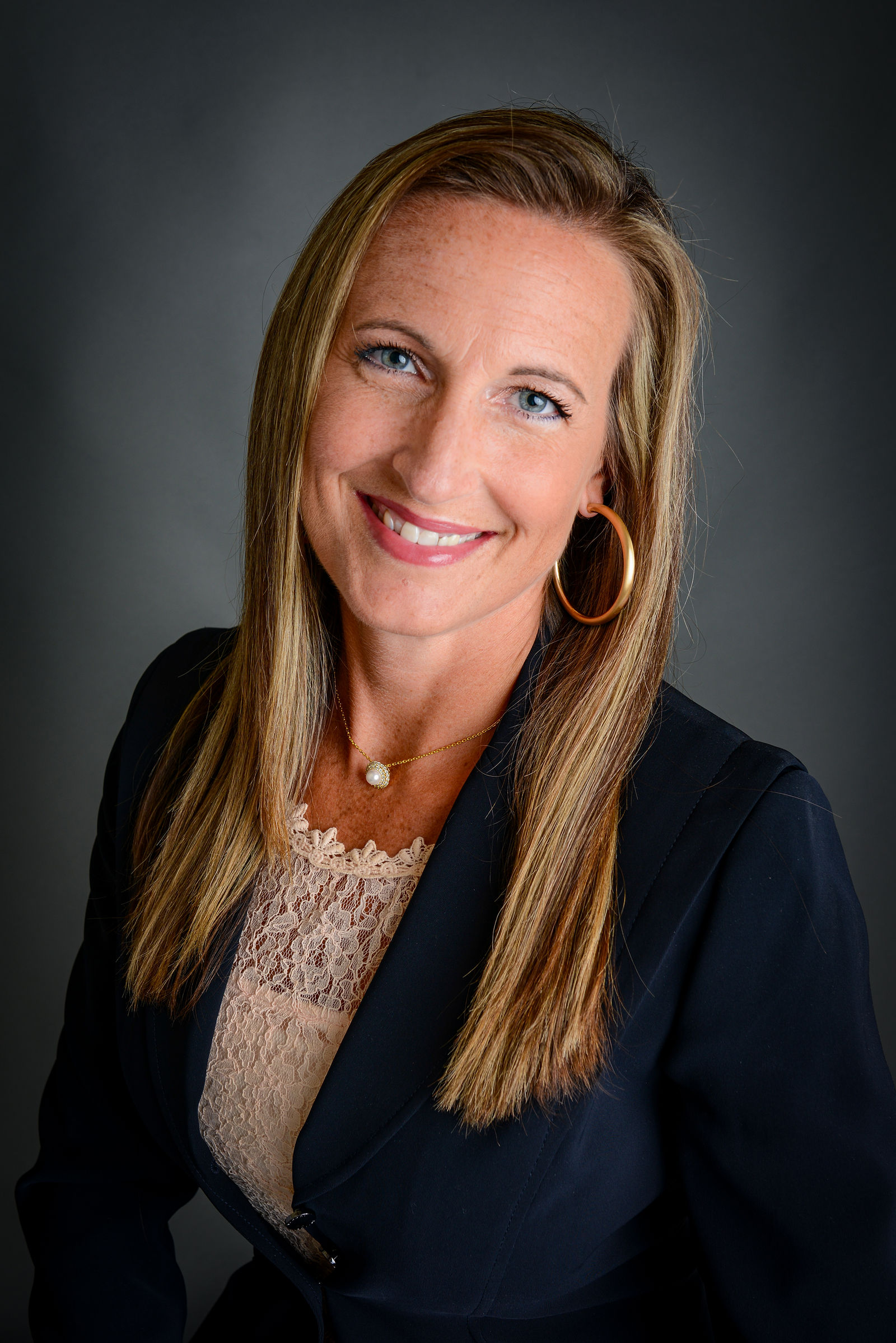 heather - headshot by Golden Clicks Photography