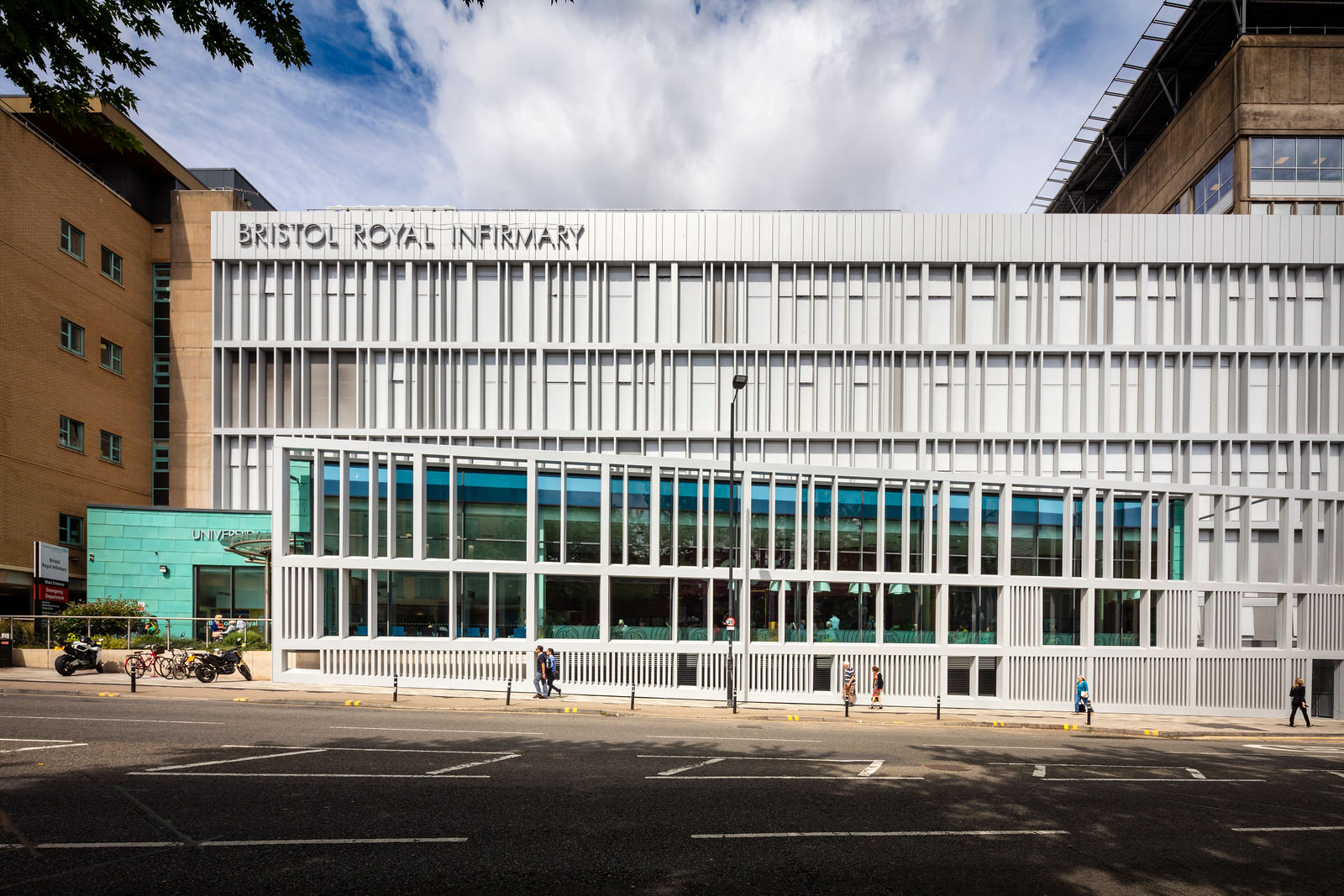 Bristol Royal Infirmary (BRI) Building Veil facade - Nieto Sobejano ...