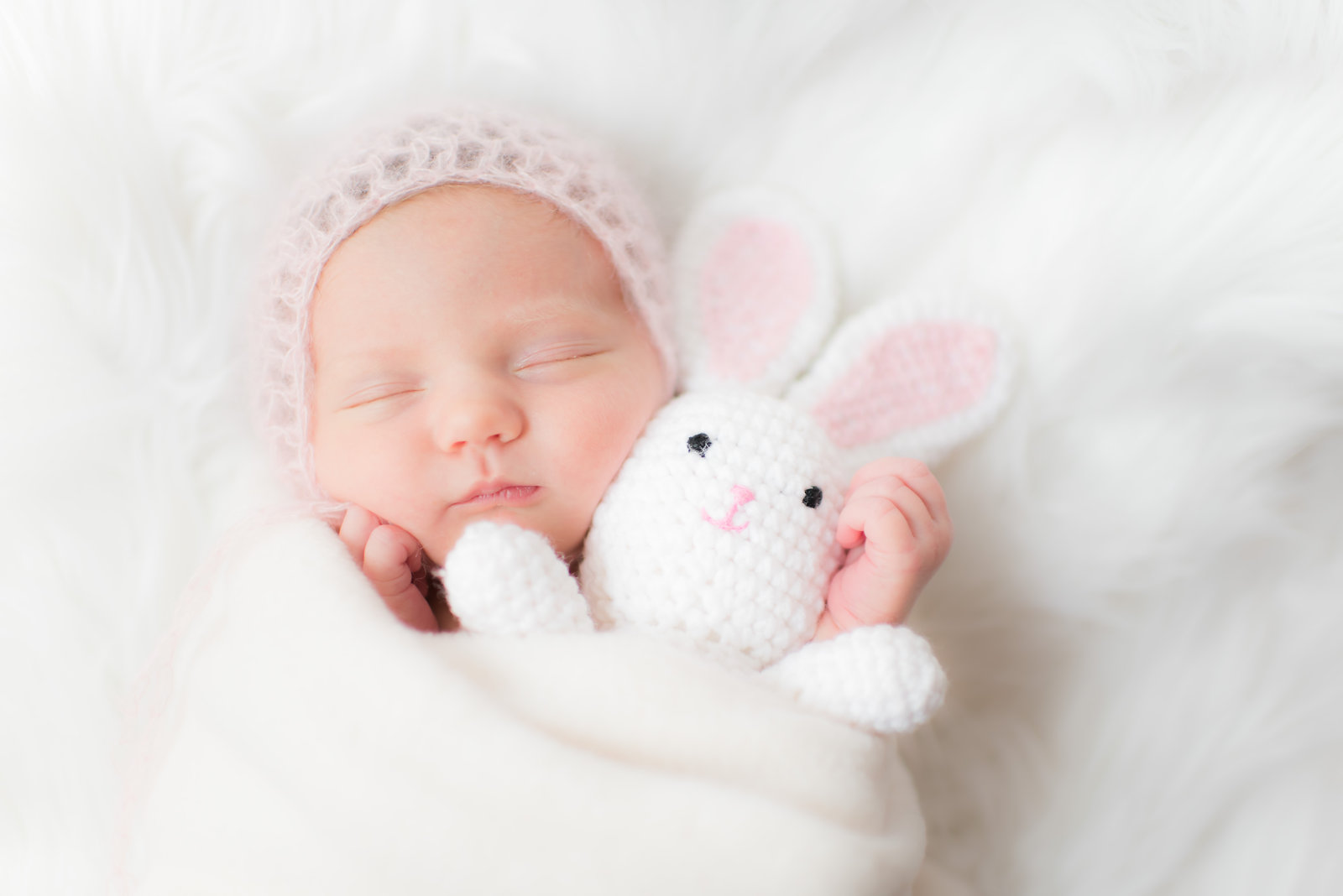 Kenleigh Newborn by Ali Art & Photography