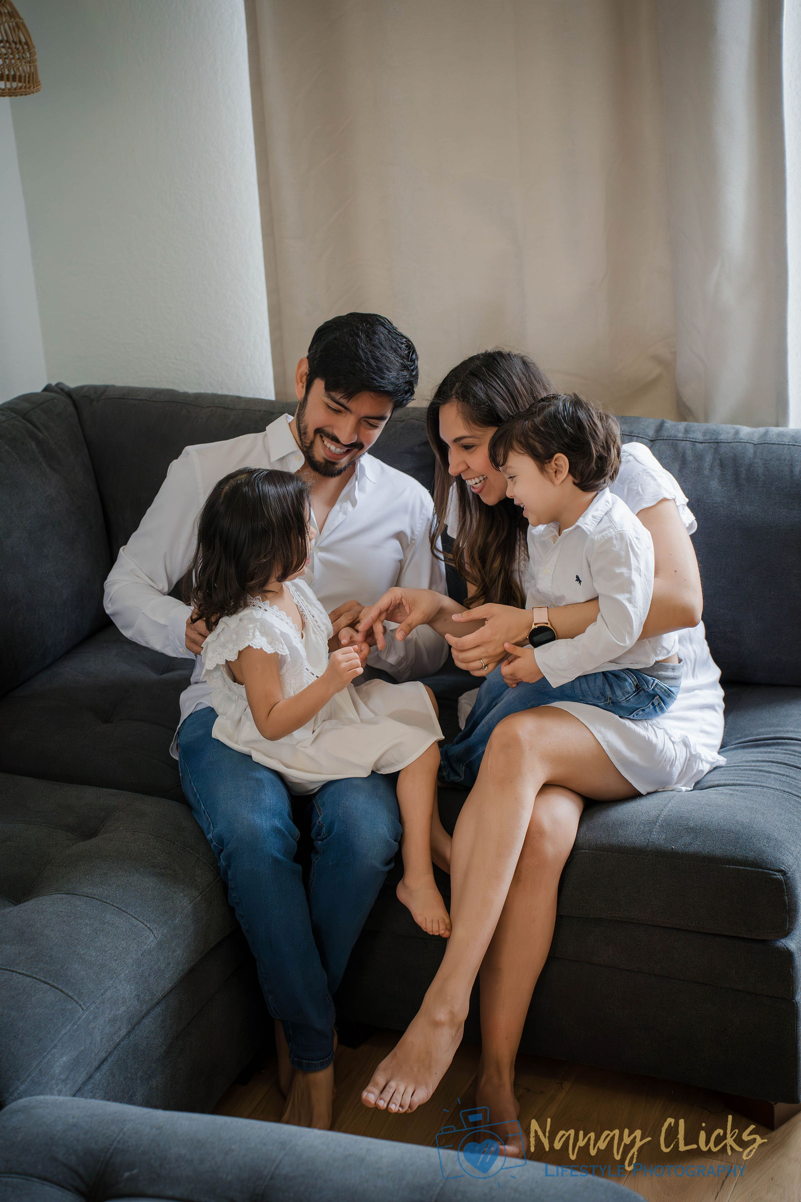 Ms. Leslie: Family In Home Session by Nanay Clicks Photography