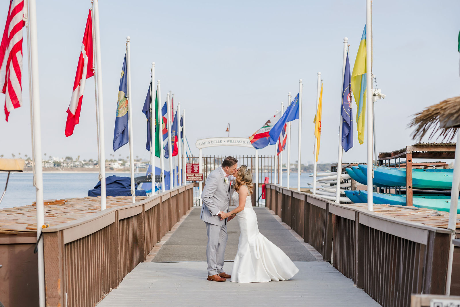 Yolanda & Michael - The Catamaran Resort Wedding by Willmus Weddings