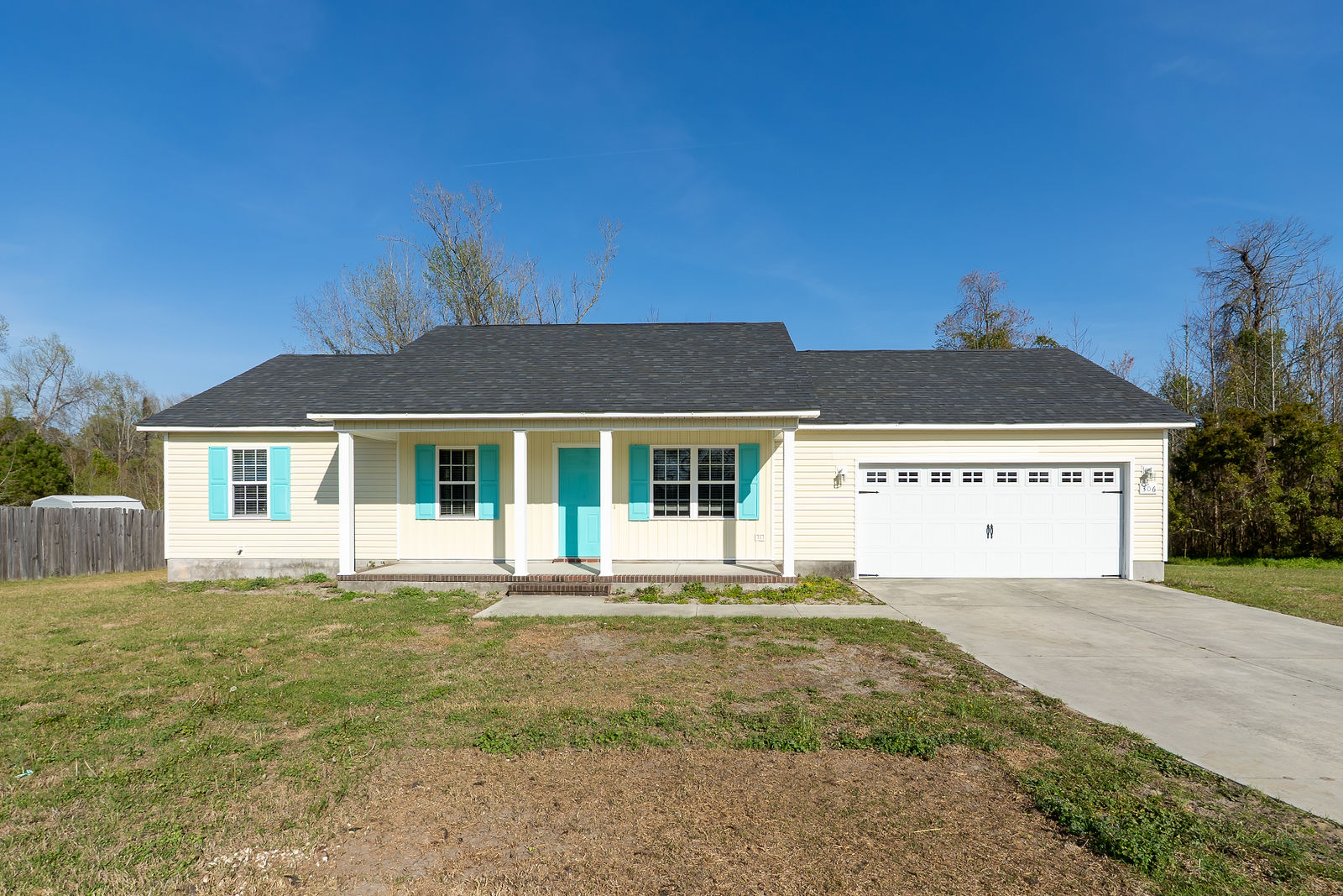 Dorothy Real Estate by Bailey Young Photography