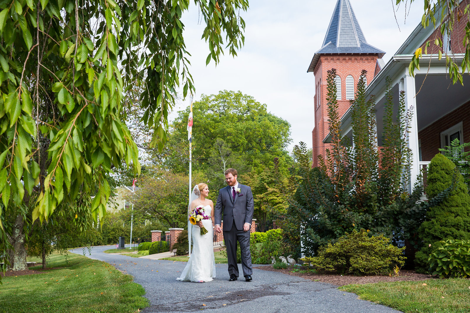 Autumn & Brent : The Comas Inn by Maria Linz Photography