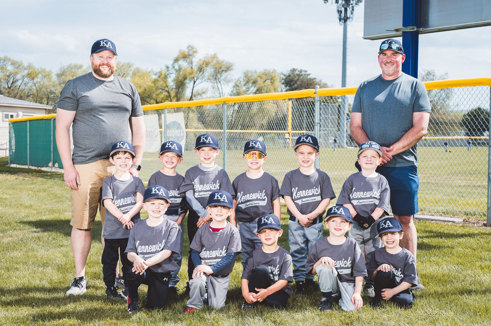 Travis- Tri-City Spine by Foto Ruby