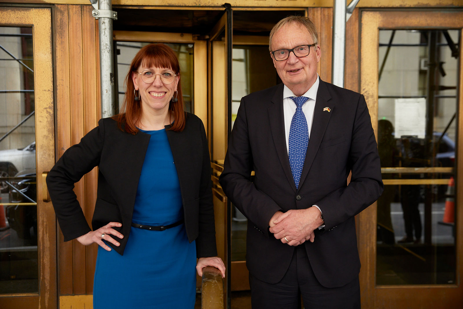 Signing of MOU between Mr Alvin Bragg and Mr. Martin Uebele by KARSTEN ...