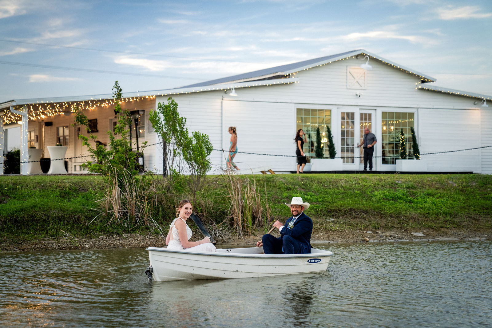 Amanda + Peter by Pixel Groves