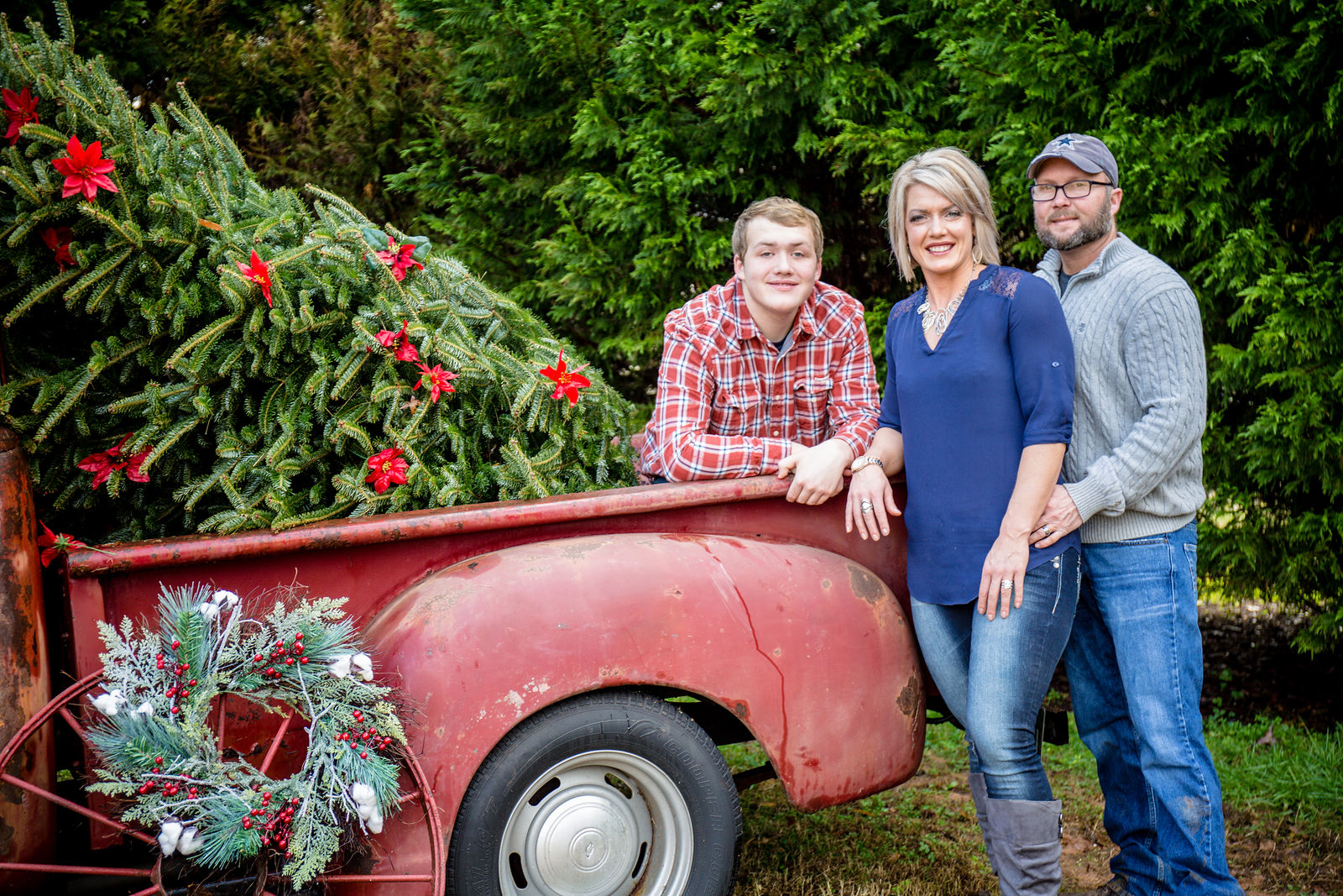 Byers Christmas Mini by Outgoing Portraits