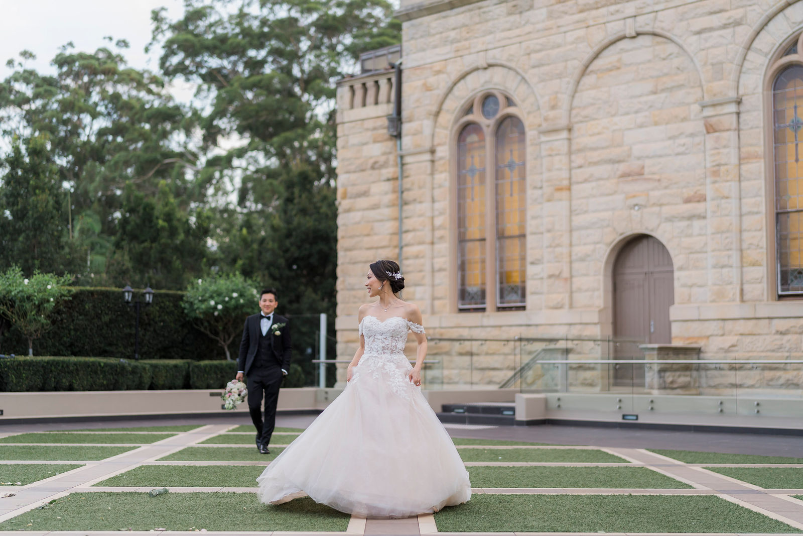 G2. Kylie & George by Two Peaches Photography