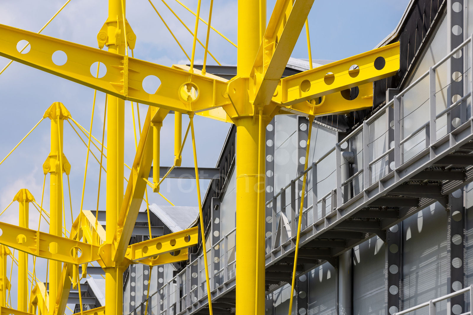 Spectrum Building, Swindon by Fotohaus