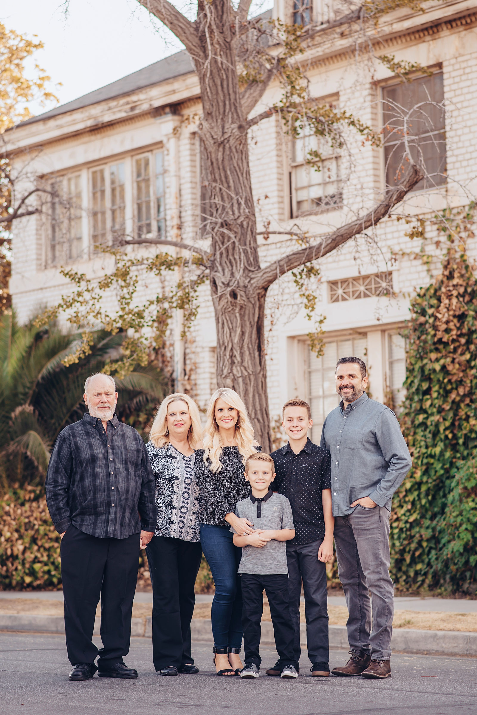 Aronson Family 2019 by Alicja and Scout