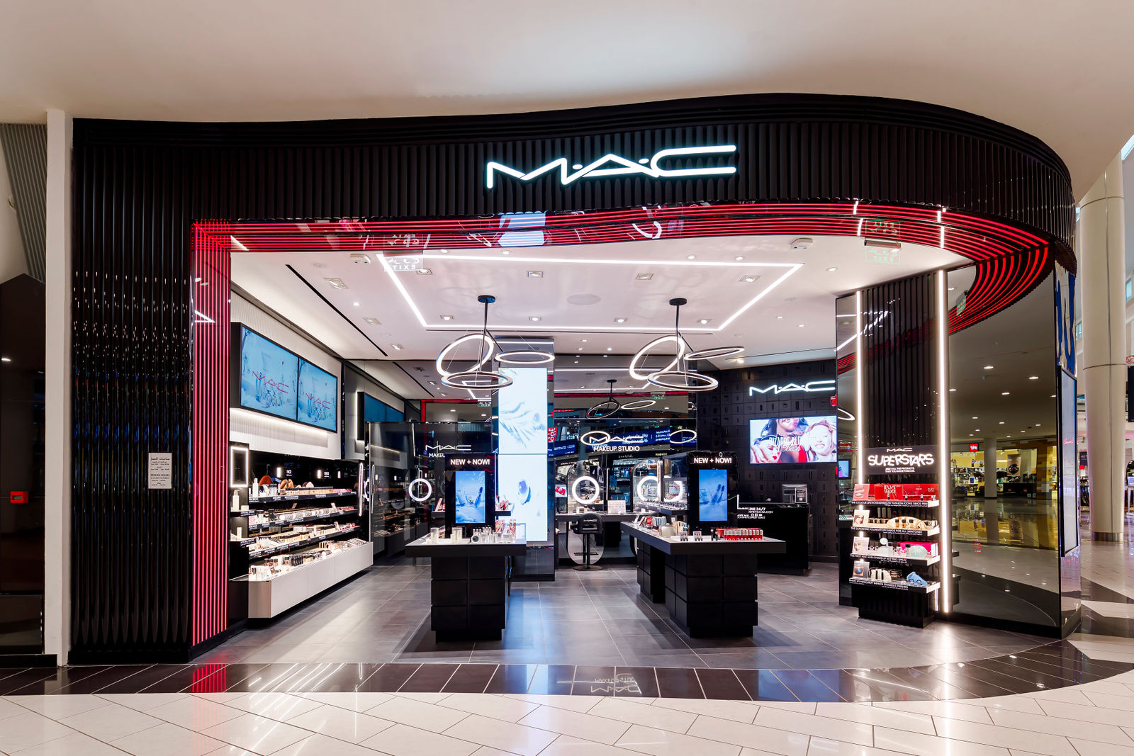 M.A.C Granada Mall by Ashraf Jamali | Photography