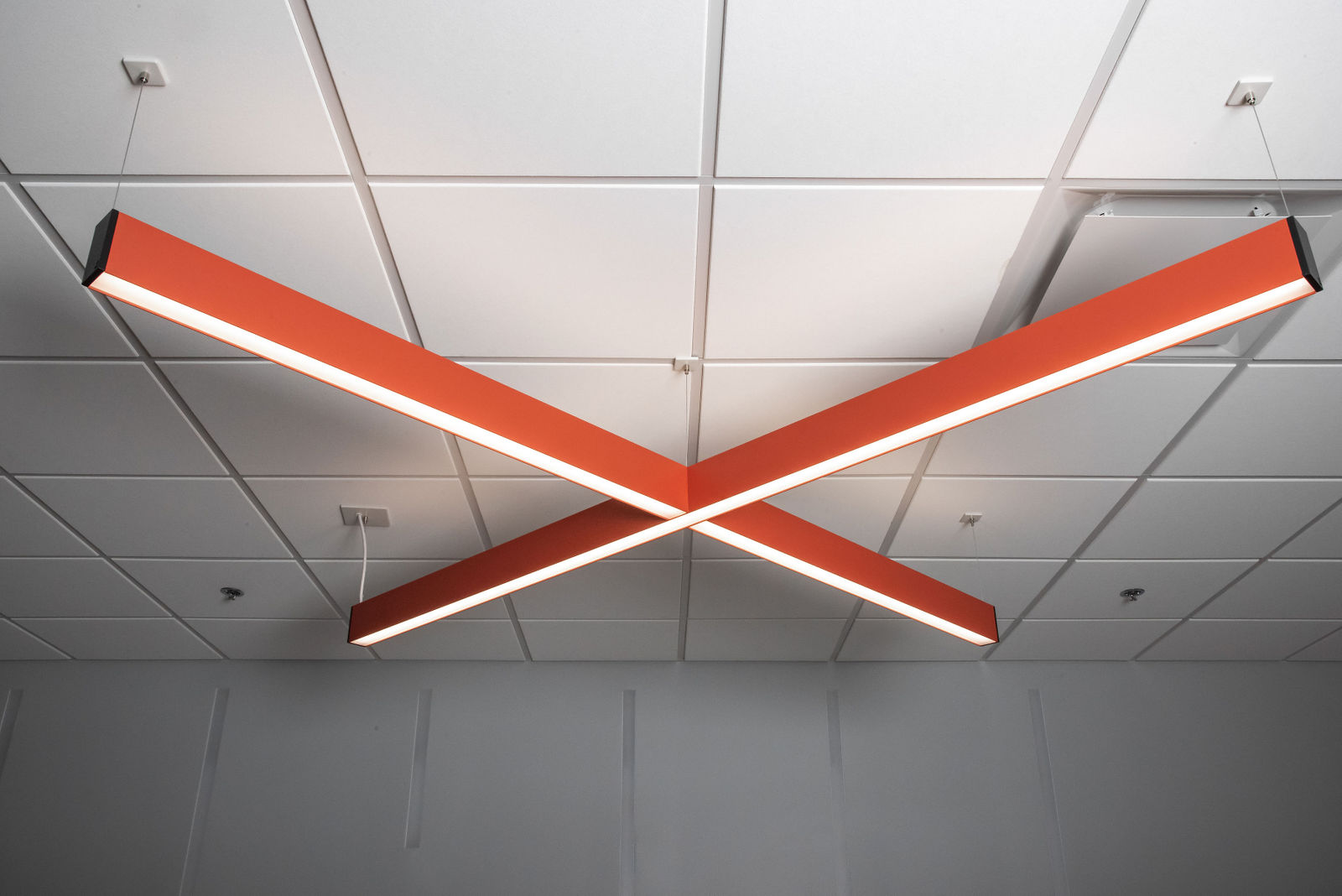 EOS 2.0 Family by LUX Illuminaire