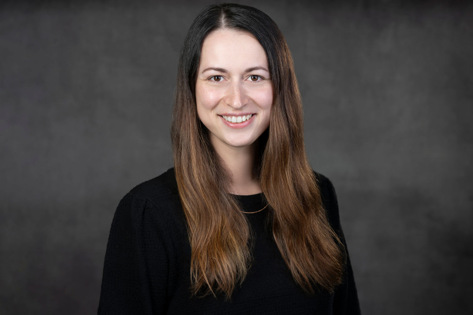 ANNA-TYLER headshots by Ken Schallenberg Photography