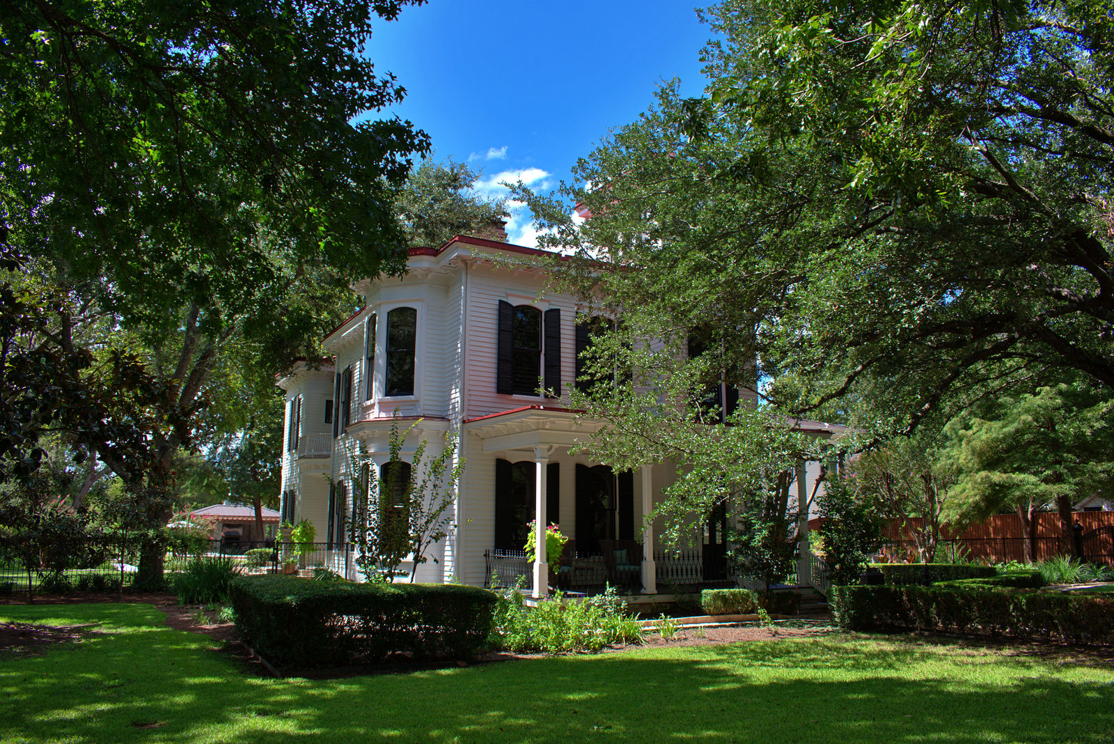 Dilly-Tinnin House, Built 1879, Georgetown Texas by Poppypics