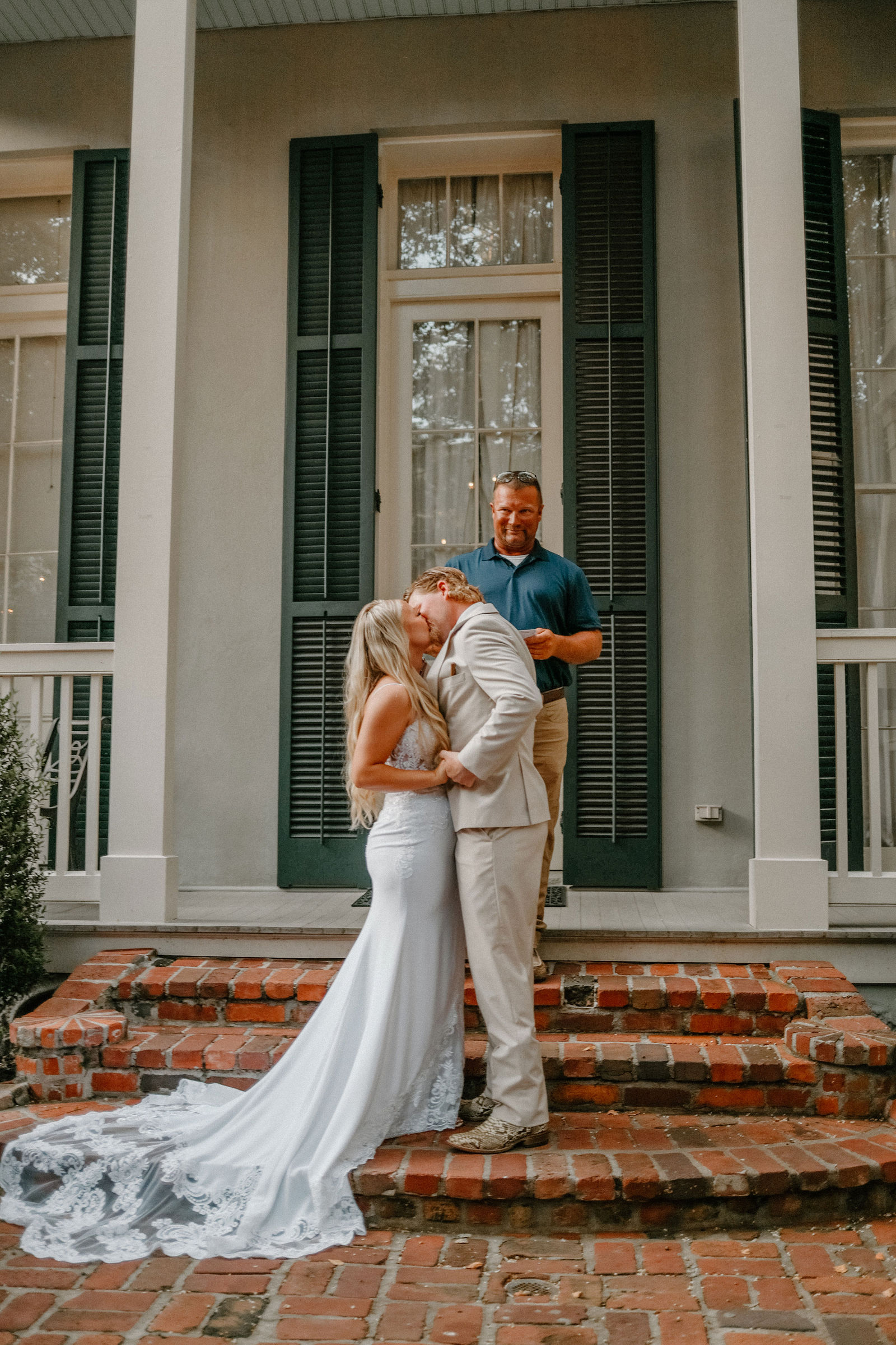 Mr. & Mrs. Hulsey by Hannah Hubert Photography
