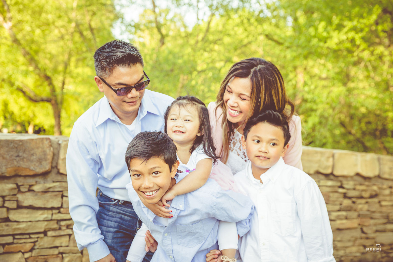 The Bui Family by Lindy Lewan Photography