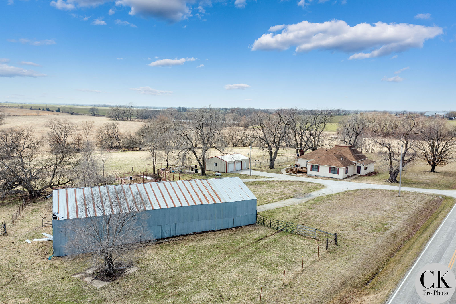 29106 E EE Hwy Harwood, MO 64750 by CK Pro Photography
