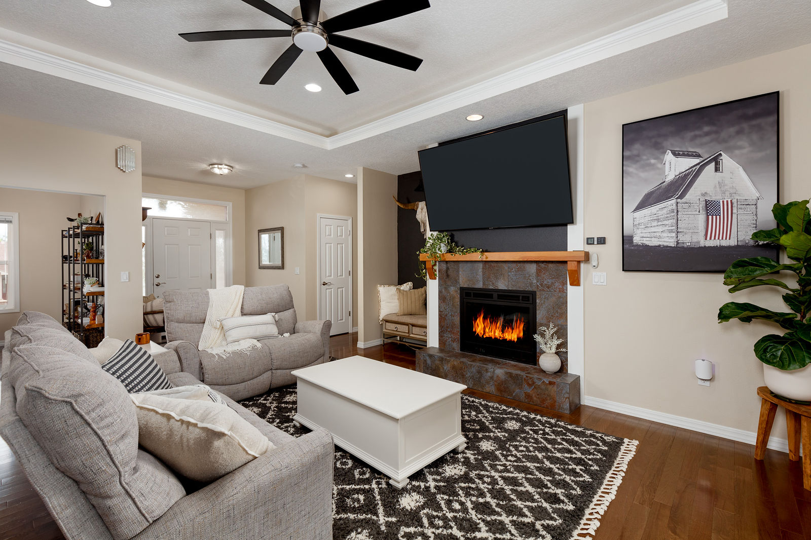 2410 W 14th St by Lasting Light Photography