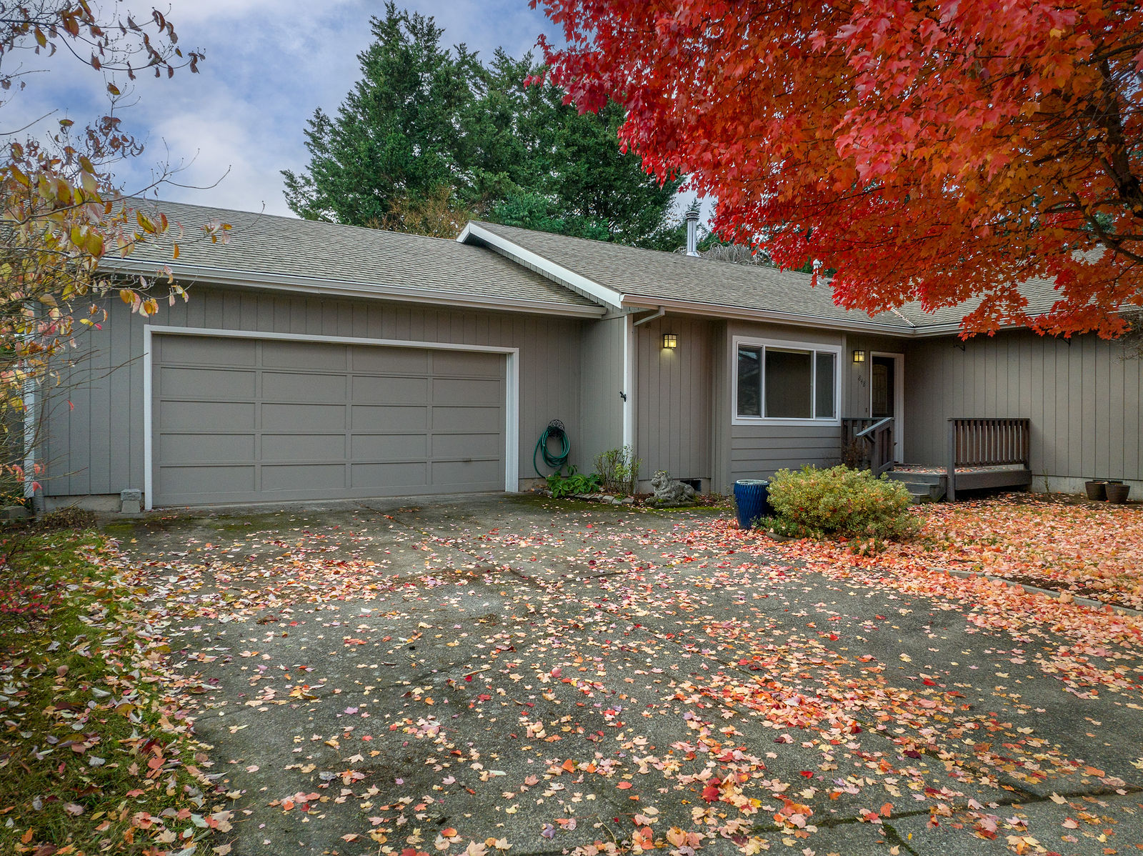 848 Adams Loop by Lasting Light Photography