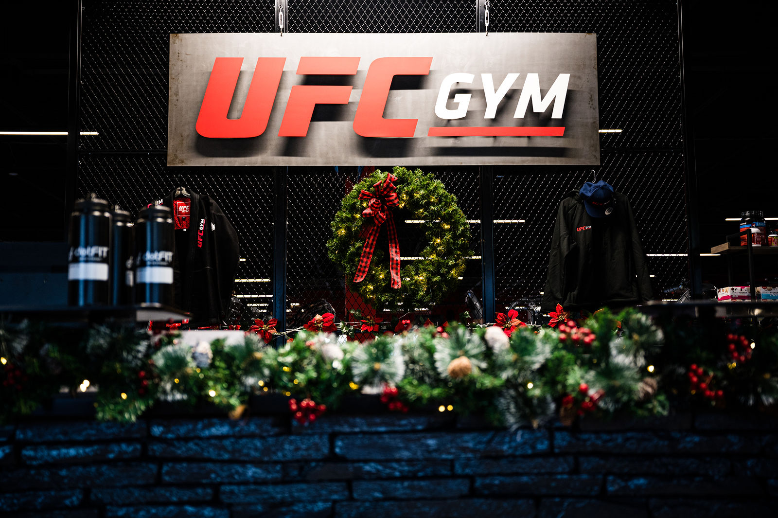2021/11/22 - UFC Gym: Member Appreciation Day by Marlin Helsel Photography