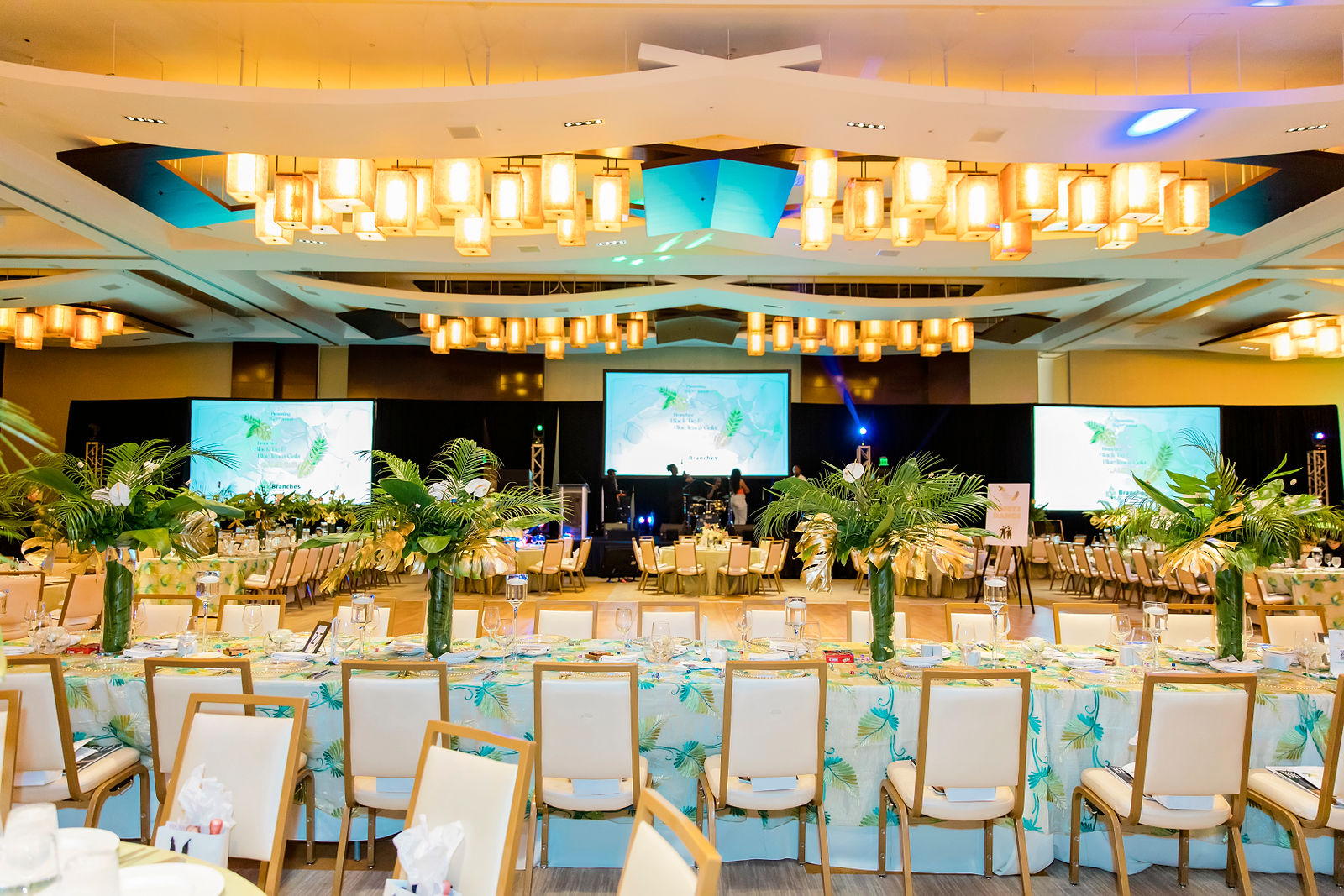 BRANCHES BLACK TIE BLUE JEANS GALA 2022 by Armando Carrada Photography