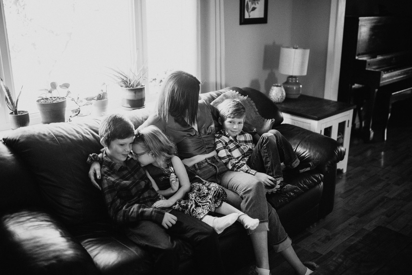 Vanessa + Kids by Captured Moments by Mik