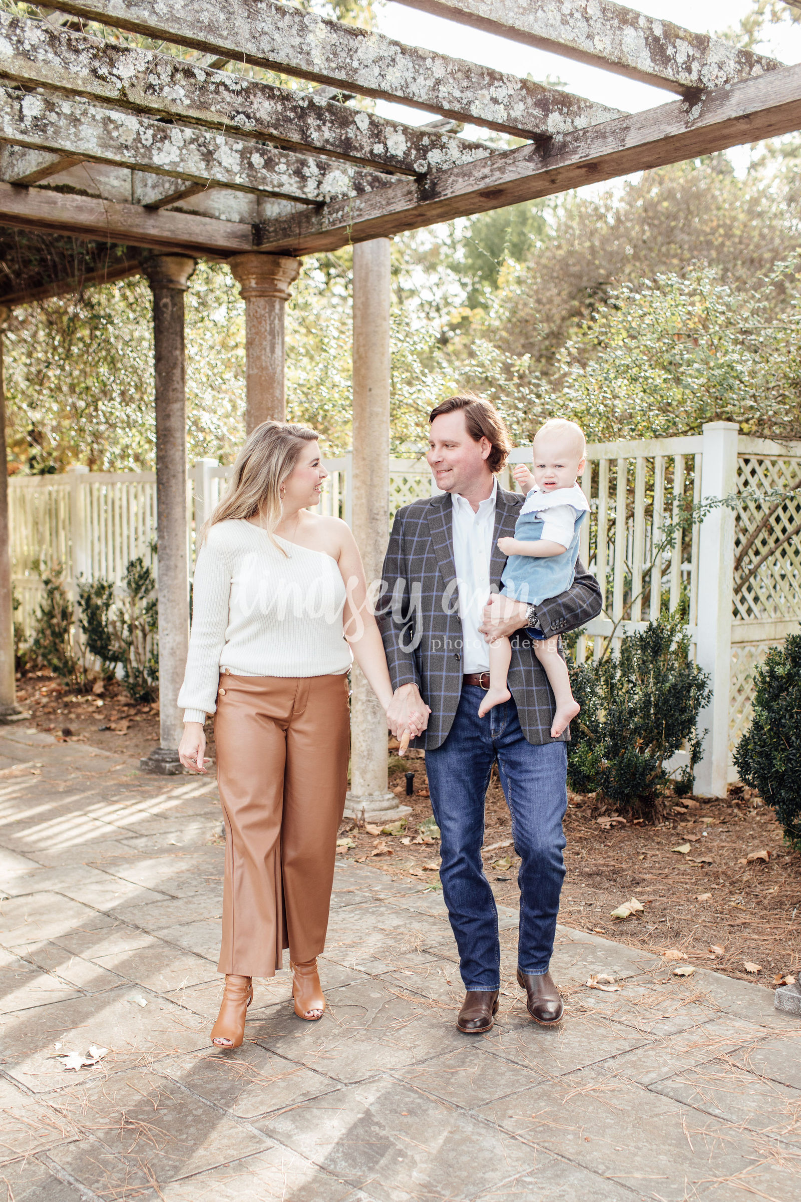 Mini | Worrell Family by Lindsey Ann Photography