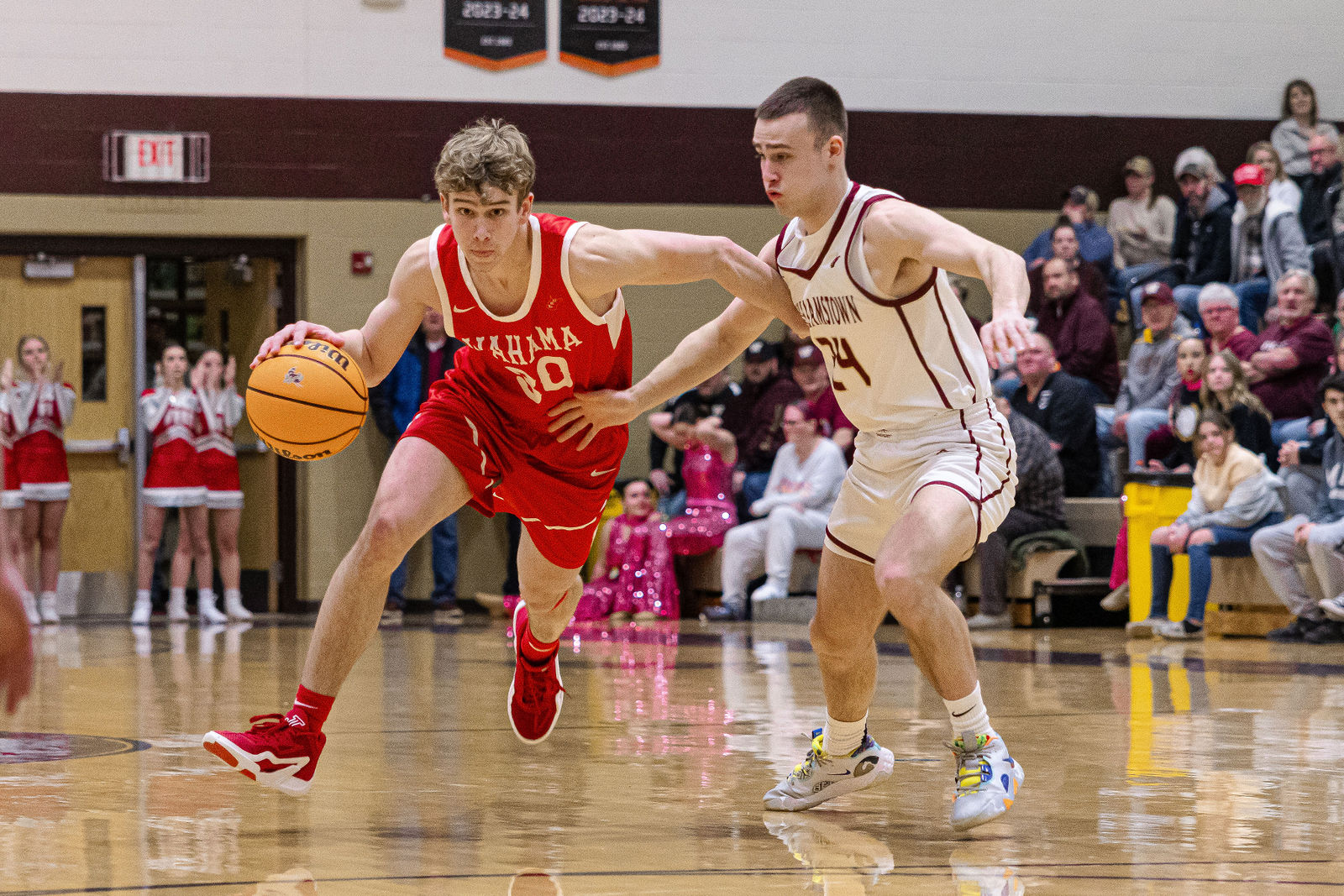 Wahama basketball vs Williamstown pictures by Konner Koenig photography