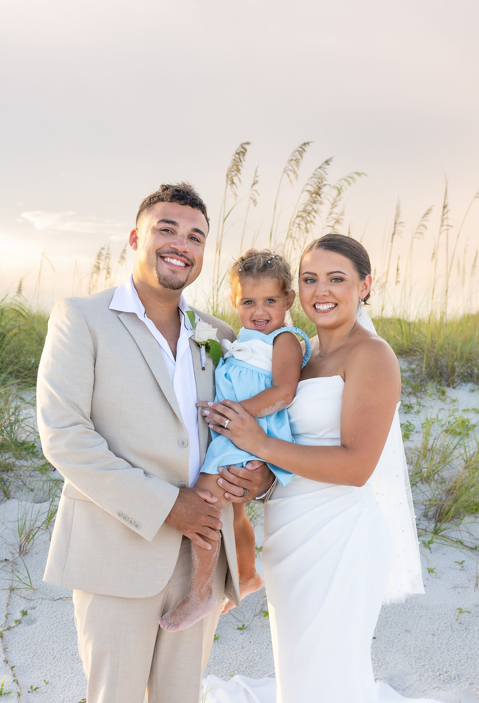 Madison and Isaiah by Paradise Beach Weddings