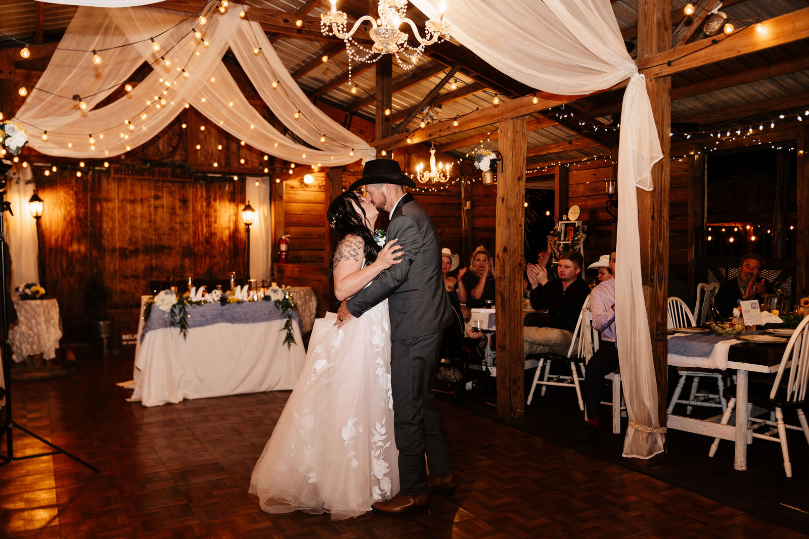 Amanda + Chris by Pixel Groves