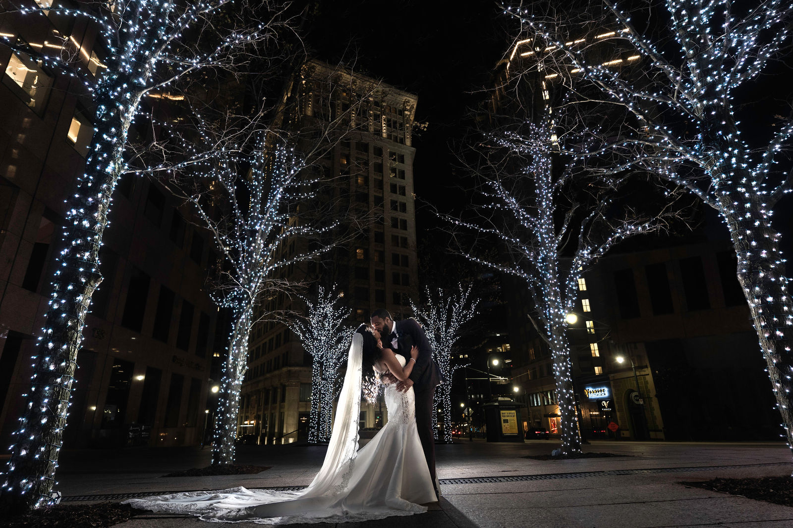 Anderson - Reed by Lit Weddings