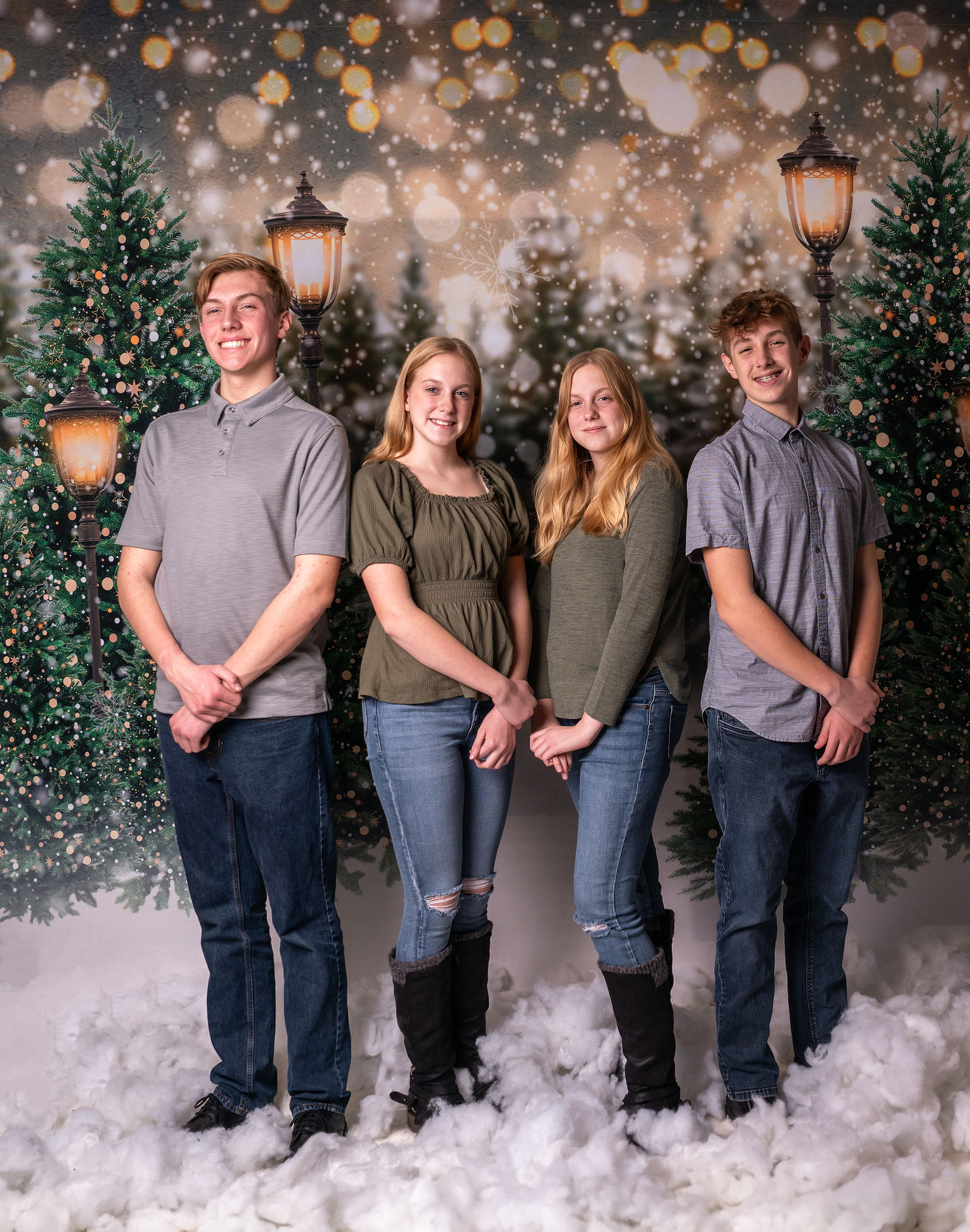 Christmas Voss family by May Flowers Photography