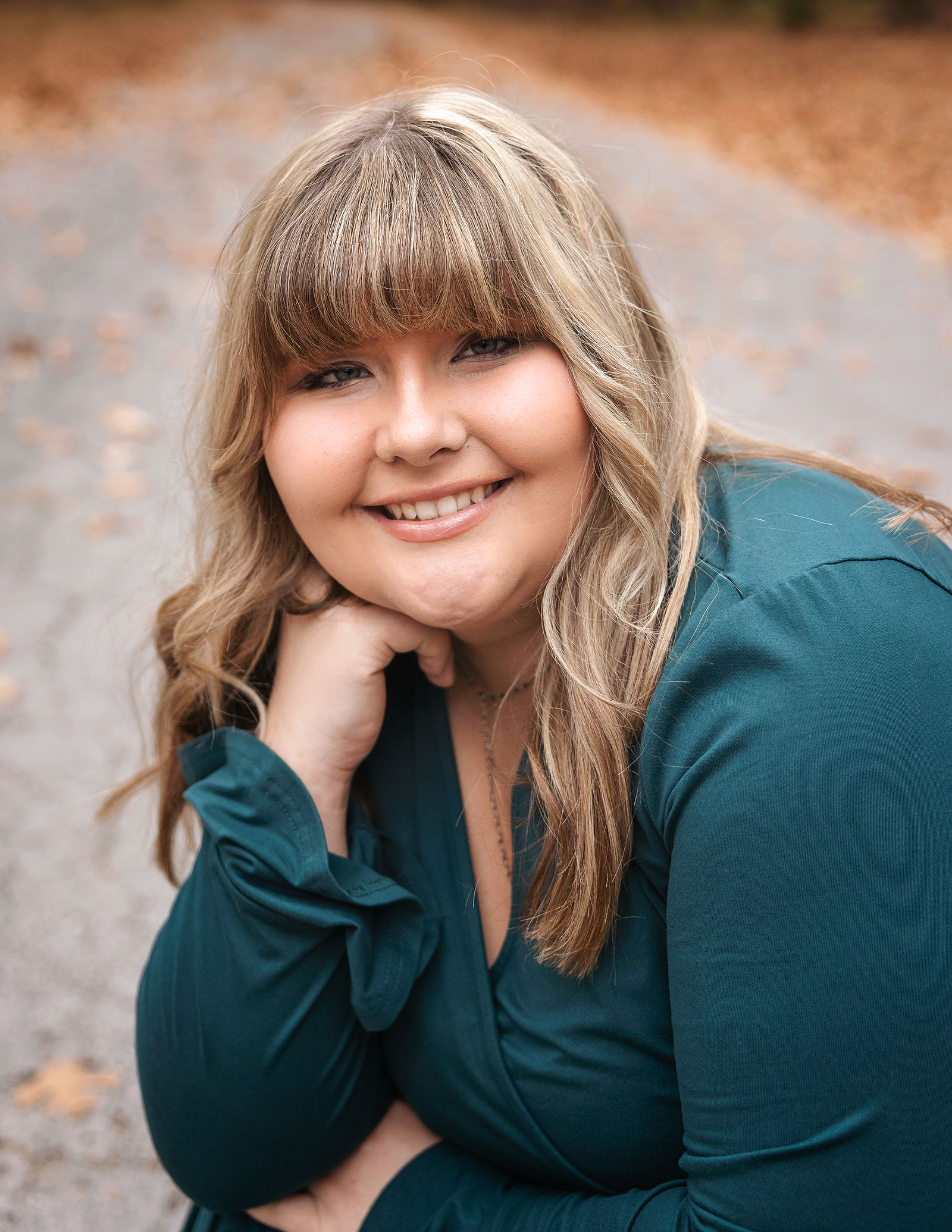 Haley Vanderford-2024 Senior by Kristy Hughes Photography