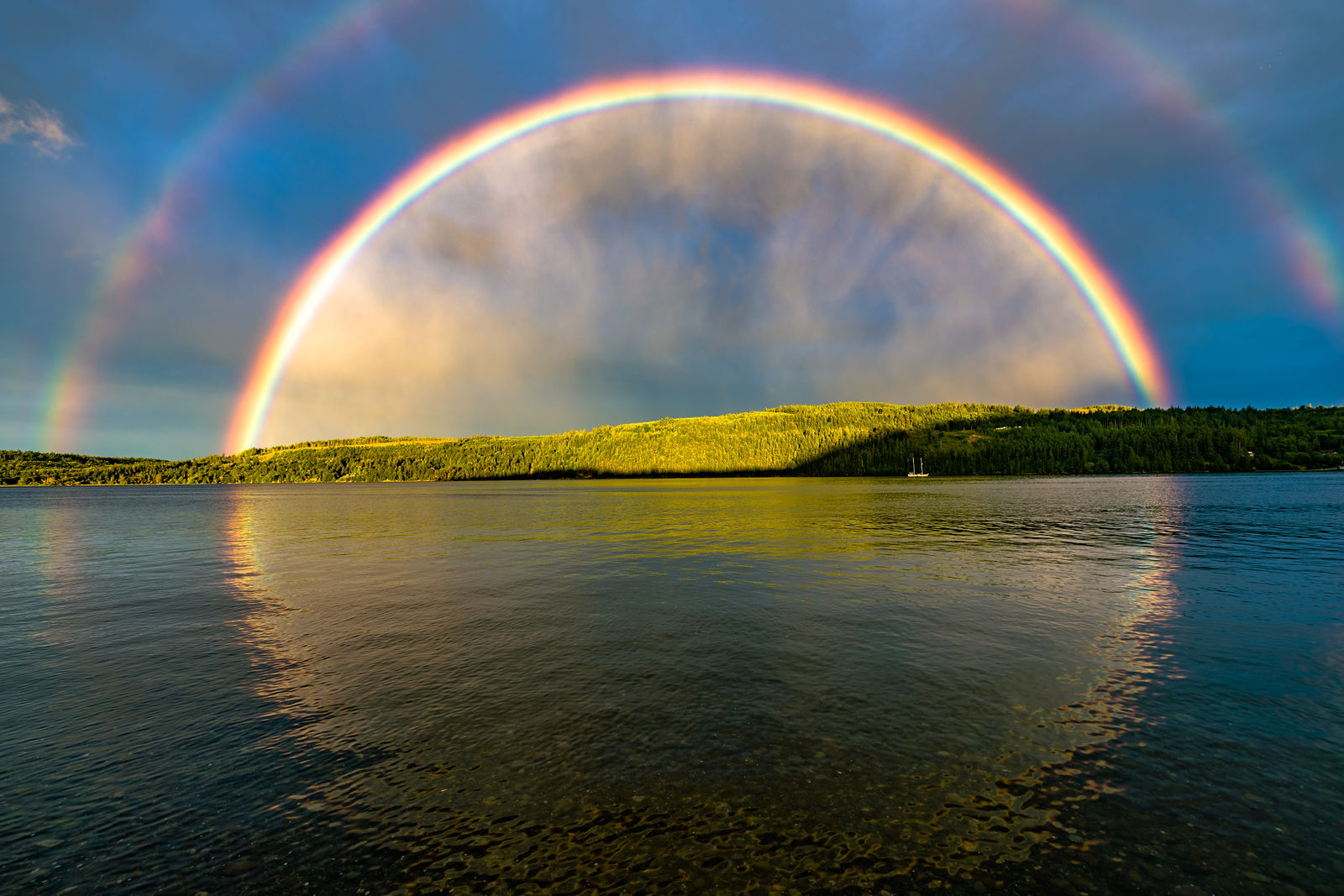 Rainbow Discovery Bay, WA June 23rd, 2019 by Mark Mulrooney Photography