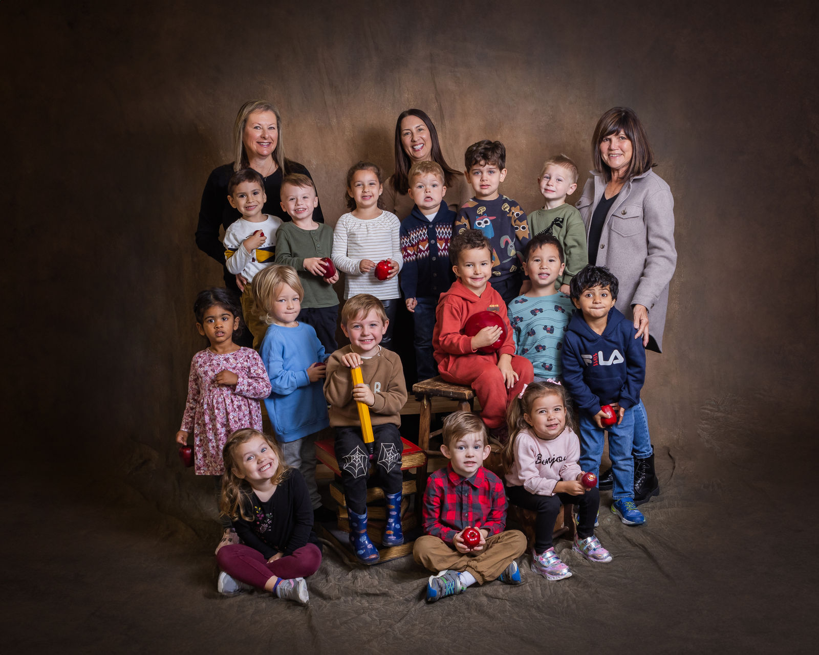 Cedar Drive {Logan Jorgensen} by Capture Photography. Studio