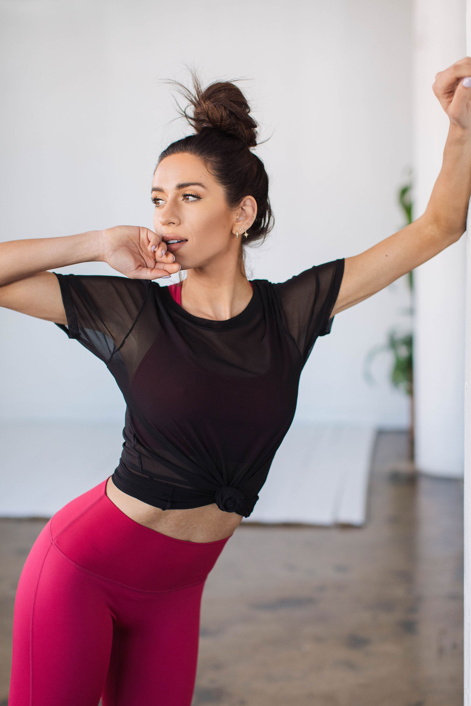 MESH SALT TEE by Savvi