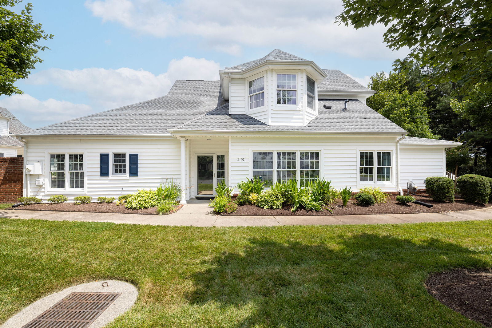 Magnolia Grove by ...