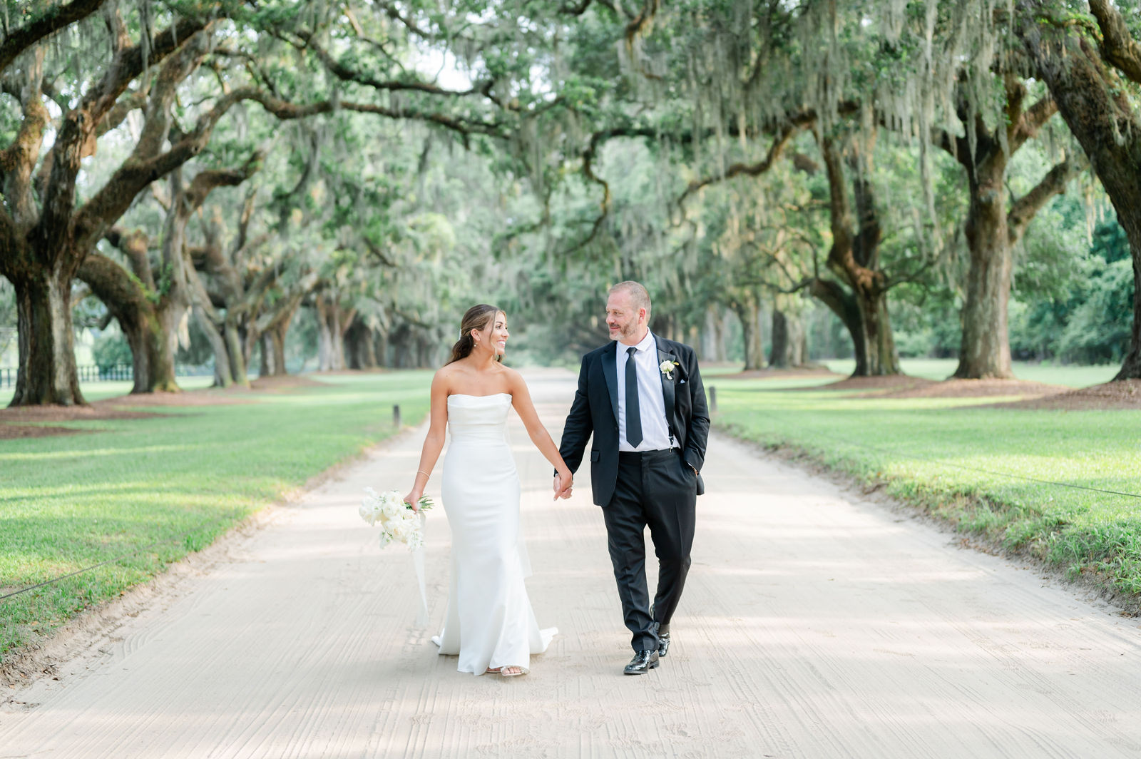 VENDOR ALexandra + Peter by Leigh Hayward Photography
